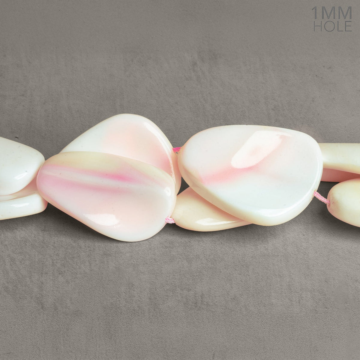 34x25mm Queen Conch Shell Nuggets 16 inch 11 beads – The Bead Traders